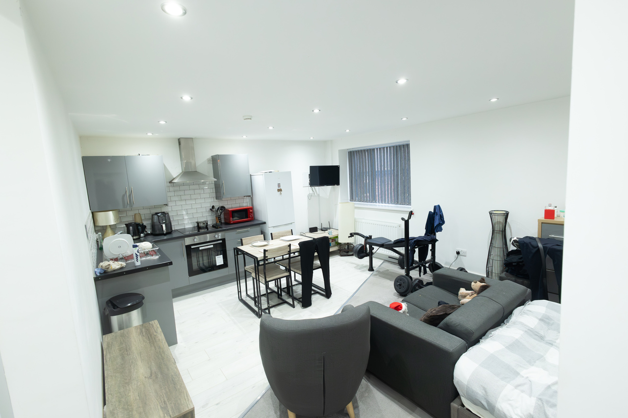 Holderness Road | Magnate Assets